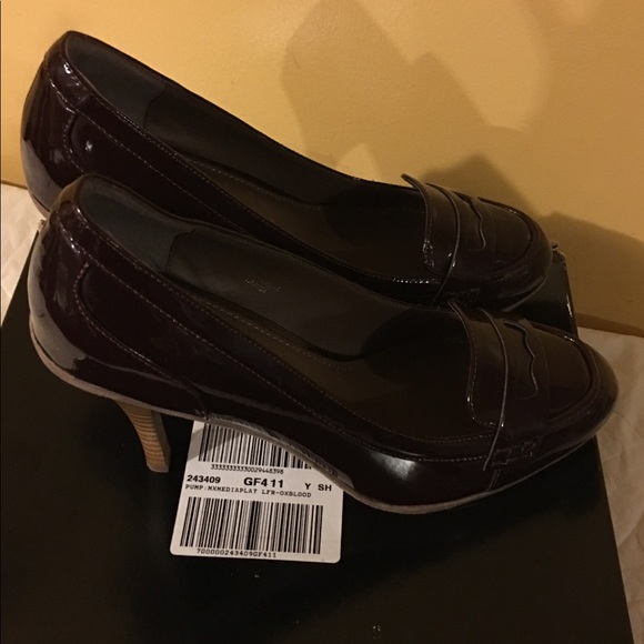 Colin Stuart | Shoes | Colin Stuart High Heel Loafer Shoes In Maroon ...